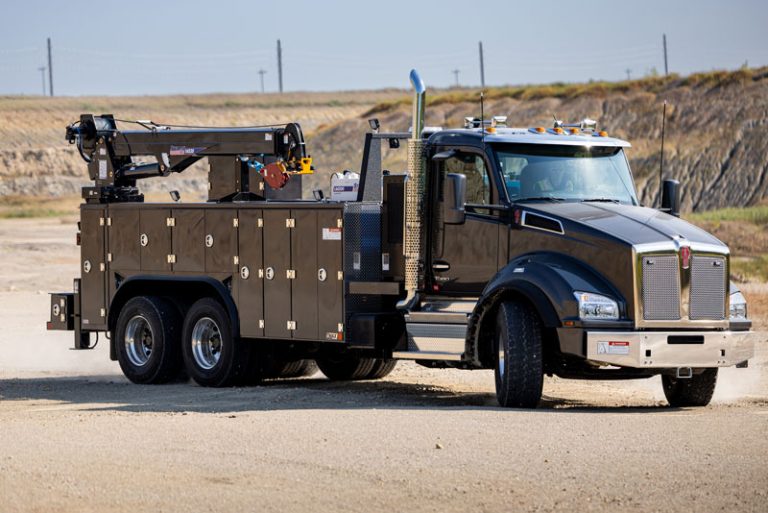 Stellar debuts new aluminum option for TMAX 3T mechanic truck - North ...